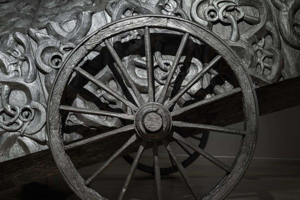 Brett Graham | Institute of Modern Art