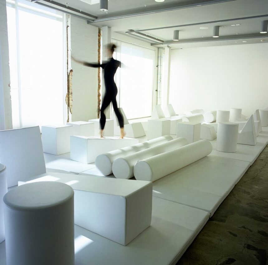 Nicole Voevodin-Cash | Institute of Modern Art