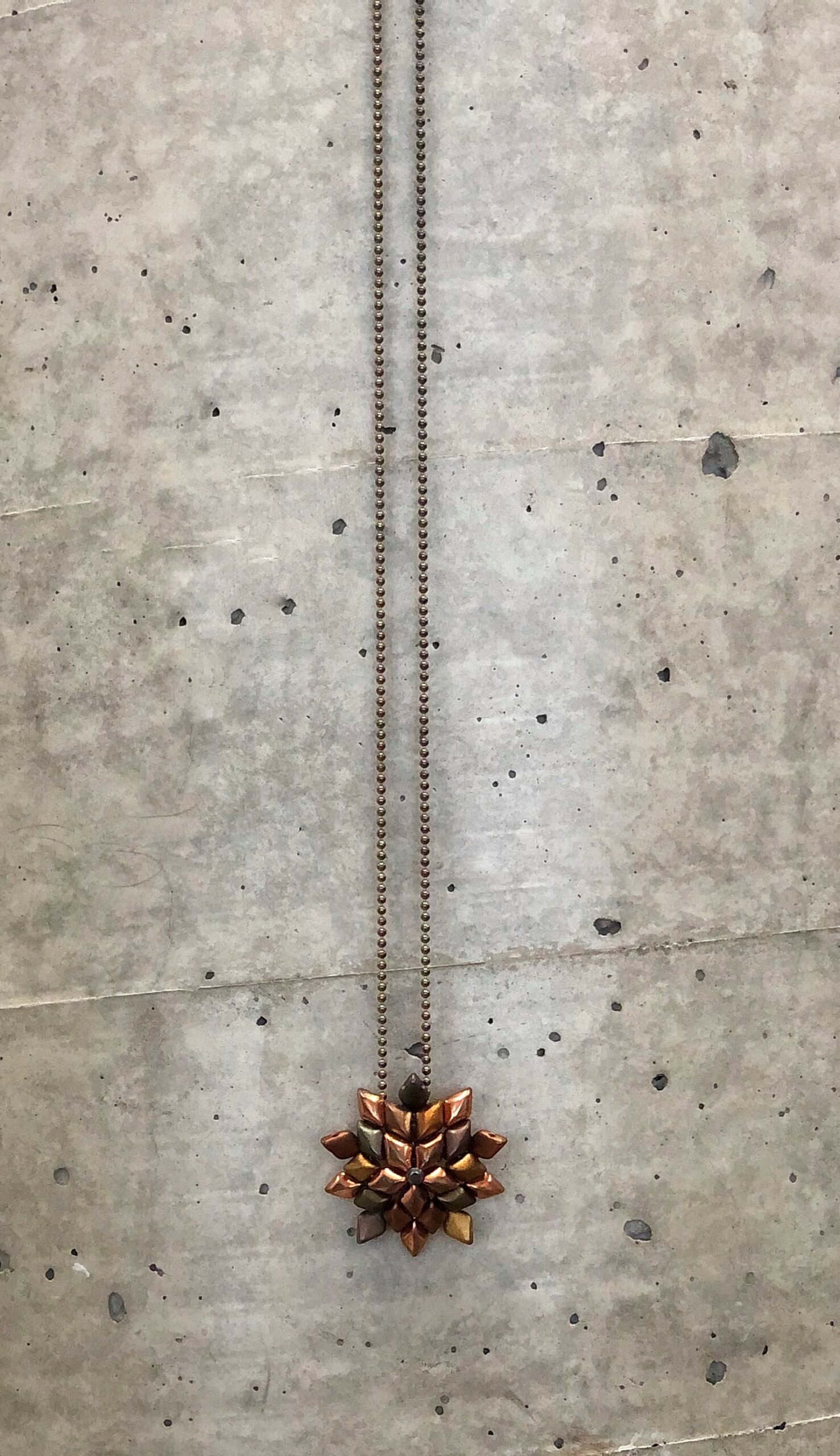 Paula Dunlop ‘Spark’ necklace | Institute of Modern Art